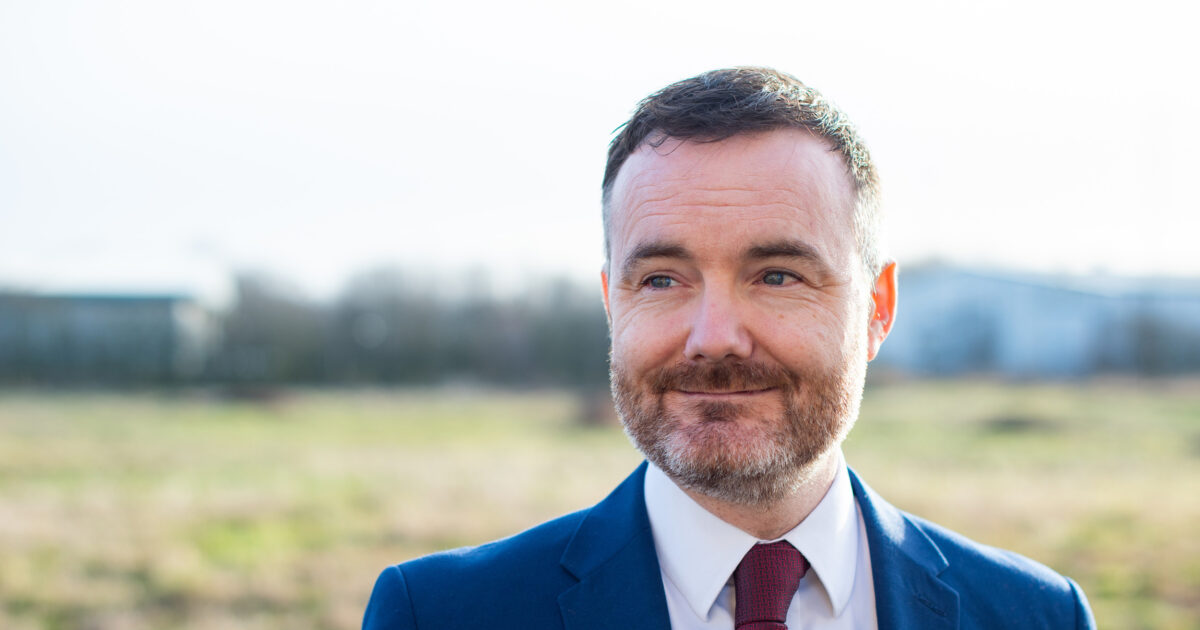 Simon Calvert - FIEC